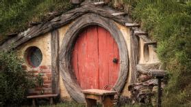 The Hobbit by J.R.R. Tolkien | Summary & Analysis | Study.com