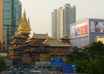 Jing'an Temple: History, Bell & Buddhas | Study.com