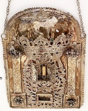 Mitzvah Definition, Commandments & Significance | Study.com