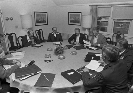 Intrinsic vs. Extrinsic Rewards | Definition, Benefits & Examples ...