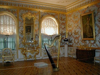 Peterhof Palace: History & Complex | Study.com