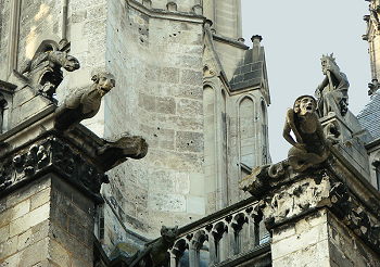 Gargoyles in Gothic Architecture | Study.com