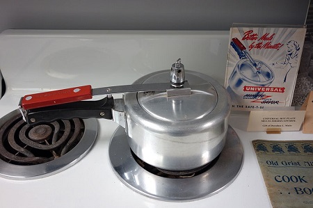 Comparing Open & Closed Systems Practice | Physical sciences Practice Problems | Study.com