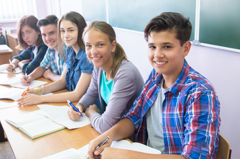 5 Tips For Bringing Cooperative Learning Into the Classroom