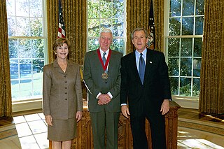 A & P by John Updike | Summary, Themes & Analysis - Lesson | Study.com