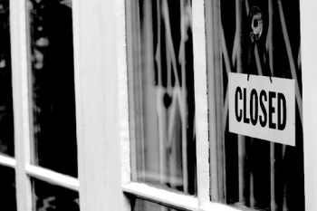 Fermer Conjugation | Charts & Uses in Conversations | Study.com