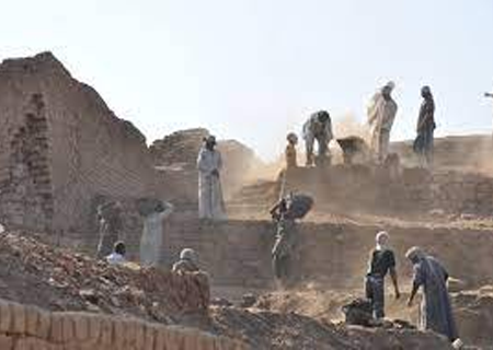 Carbon Dating Overview & Purpose - Lesson | Study.com