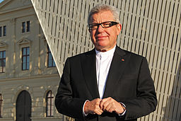 Daniel Libeskind Biography