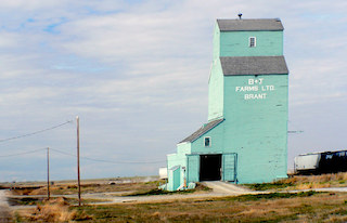 Grain Elevator Development, Types & Uses | Study.com