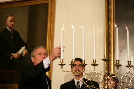 Hanukkah History, Traditions & Celebration | Study.com