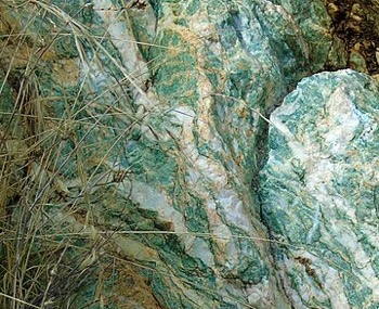 Obsidian Rock | Definition, Properties & Types - Lesson | Study.com