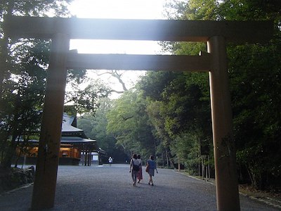 Ise Grand Shrine in Japan | Origin, Architecture & Significance | Study.com