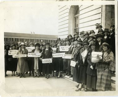 Bootlegging & the Prohibition | History & Facts | Study.com