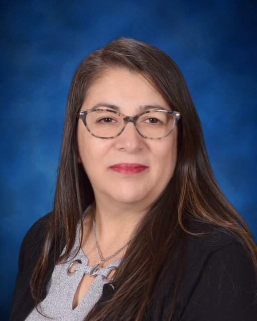 Eloise Marks [Profiles] • Instagram, Twitter, TikTok | Foller