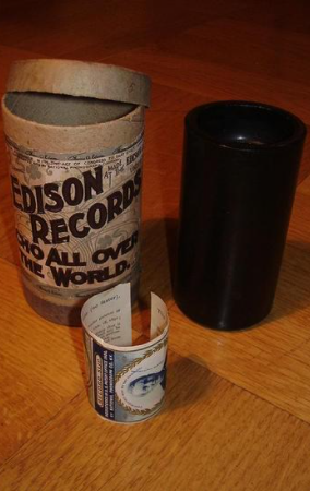 Phonograph Definition, Mechanism & History - Lesson | Study.com