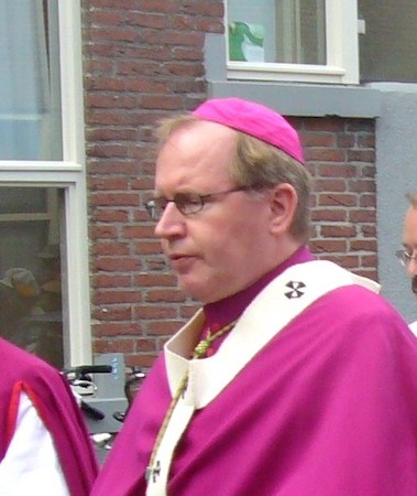 Pallium History, Significance & Use | Study.com